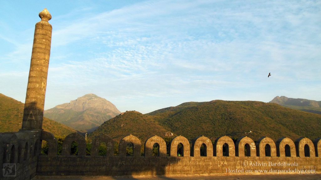 Uparkot Fort, Adi Kadi Vav & Navghan Kuvo, Junagadh – Darpan Dodiya