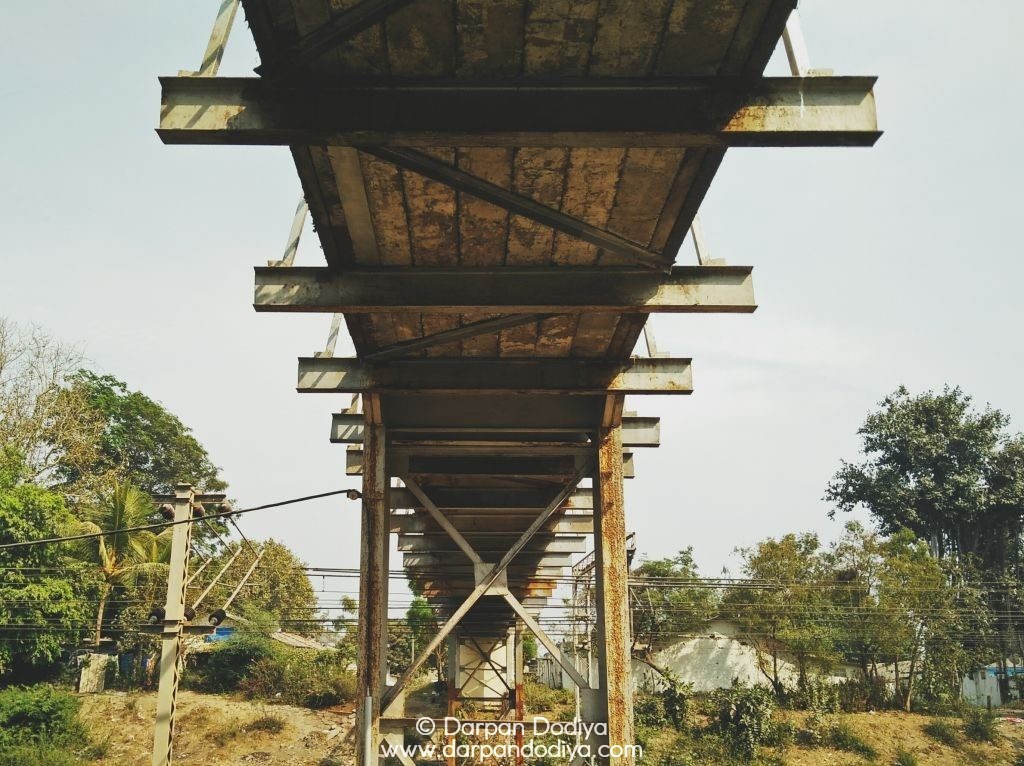 Photo Scribblings at Valsad Railway Station – Darpan Dodiya