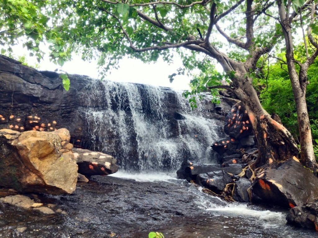 List of Waterfalls in Gujarat – 16 Awesome Waterfalls – Darpan Dodiya