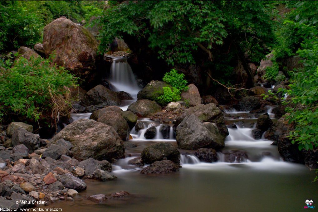 Khuniya Mahadev Falls Near Pavagadh, Vadodara – Darpan Dodiya